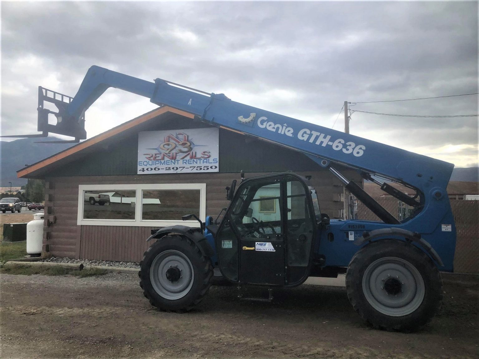 36’ Genie GTH-636 Telehandler Enclosed Cab - North 93 Rentals